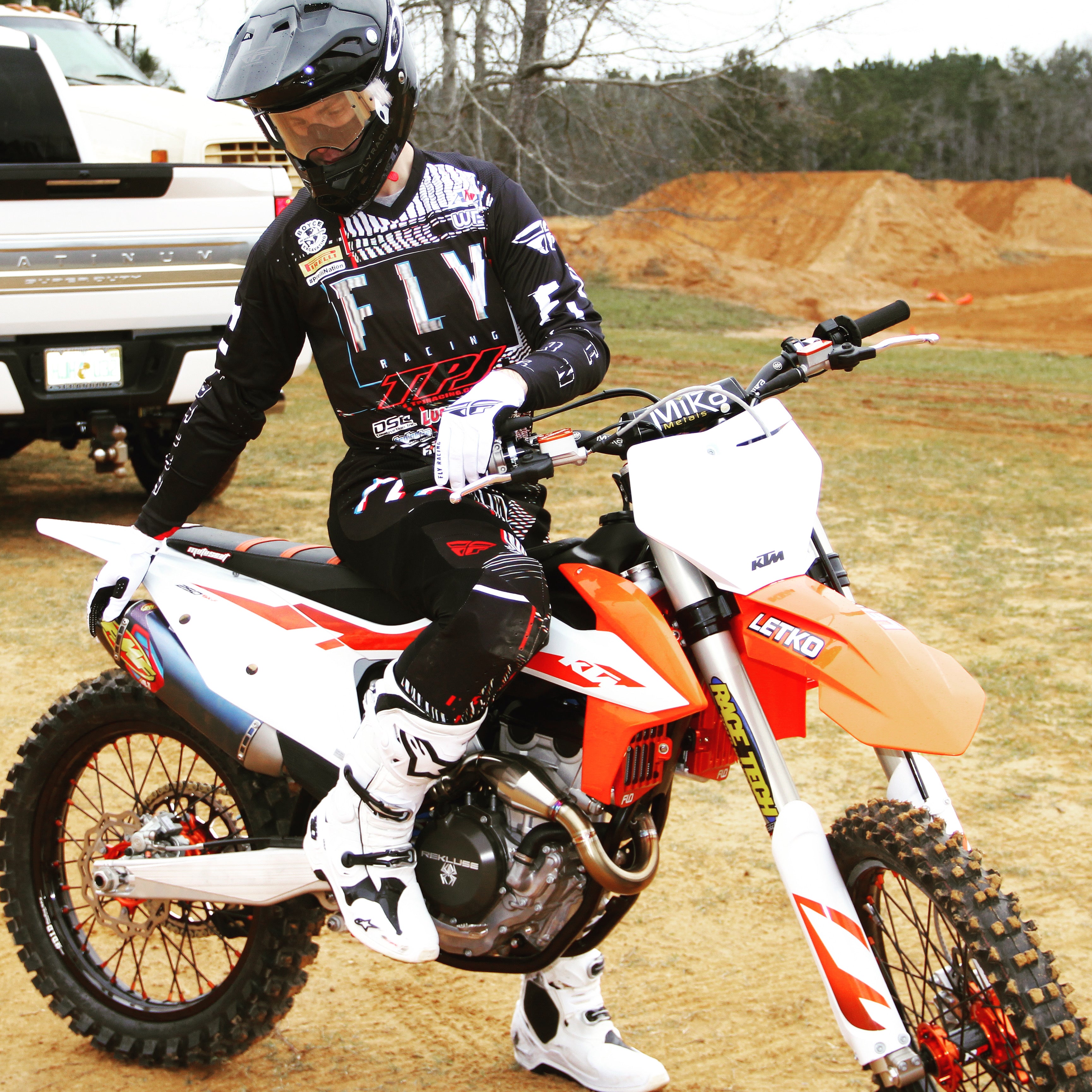 Kevin Moranz - Returns to the "Goat Farm" for Supercross Training 2020